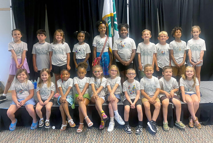 Cloverbuds take on challenge | News, Sports, Jobs - The Herald Star